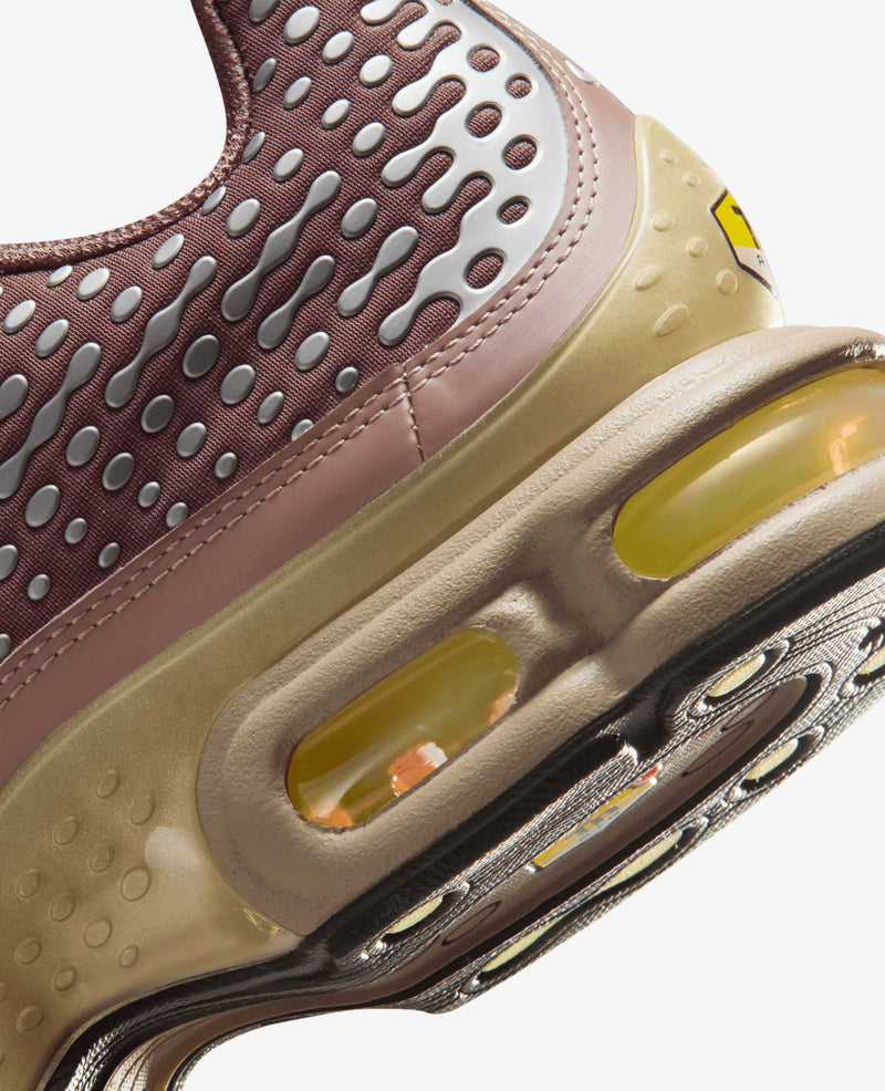 Nike Air Max Plus VII (Plum Eclipse/Barely Volight-Metallic Gold – Patta